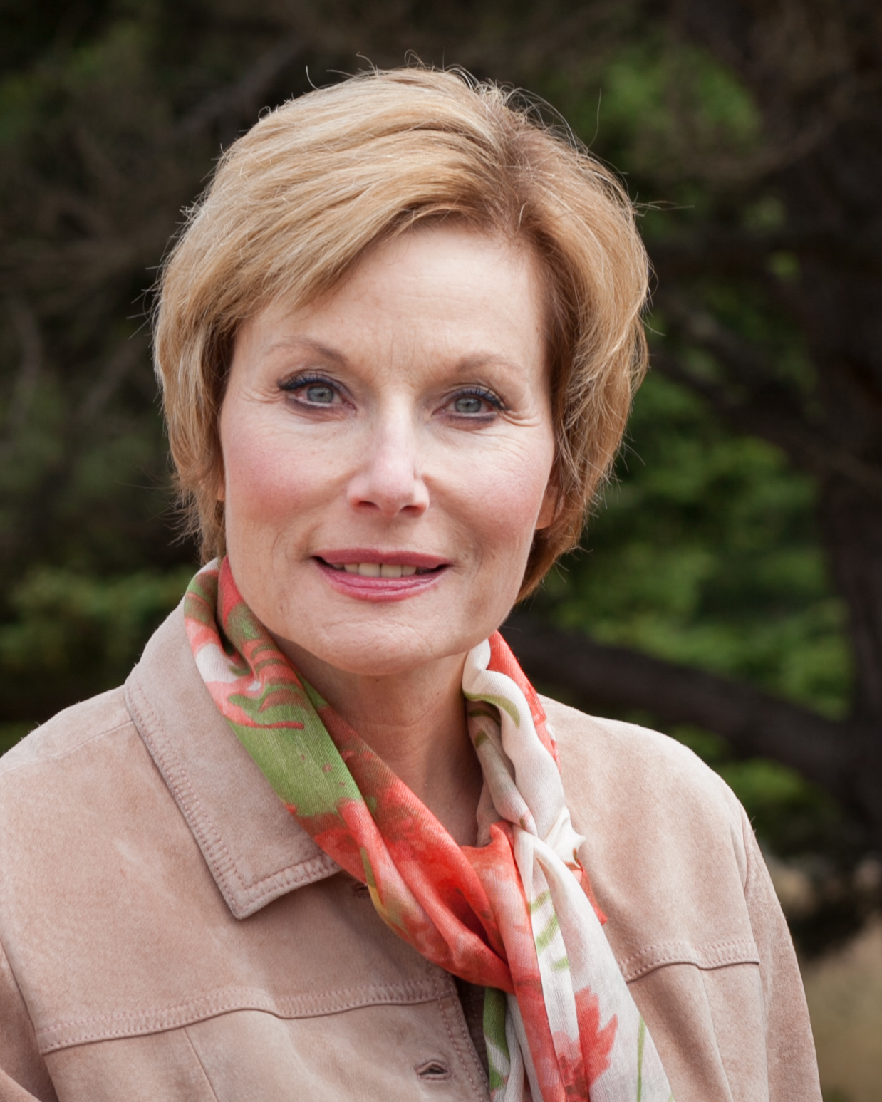 Alena Guest Hypnotherapist – Mendocino TV